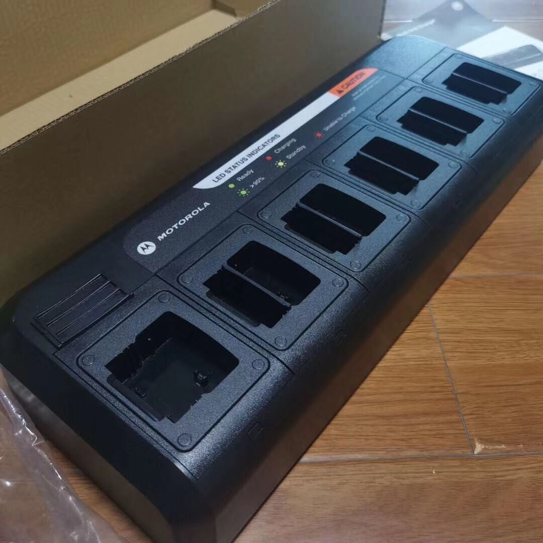 Motorola MTP850 6 Docking Chargers 110-220V Walkie Talkie Accessories ...